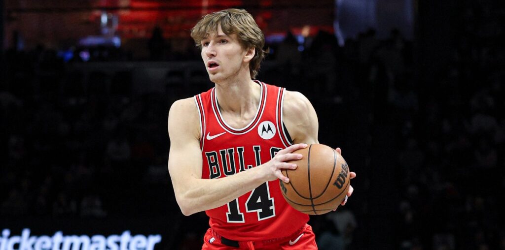 Matas Buzelis Closes Out Chicago Bulls Preseason With a Million Highlights